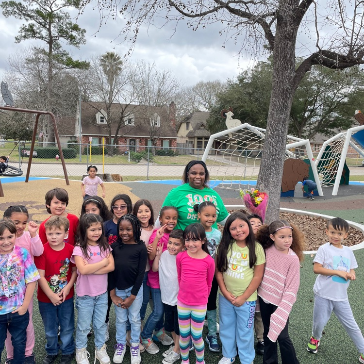 Live Feed | Oaks Elementary School